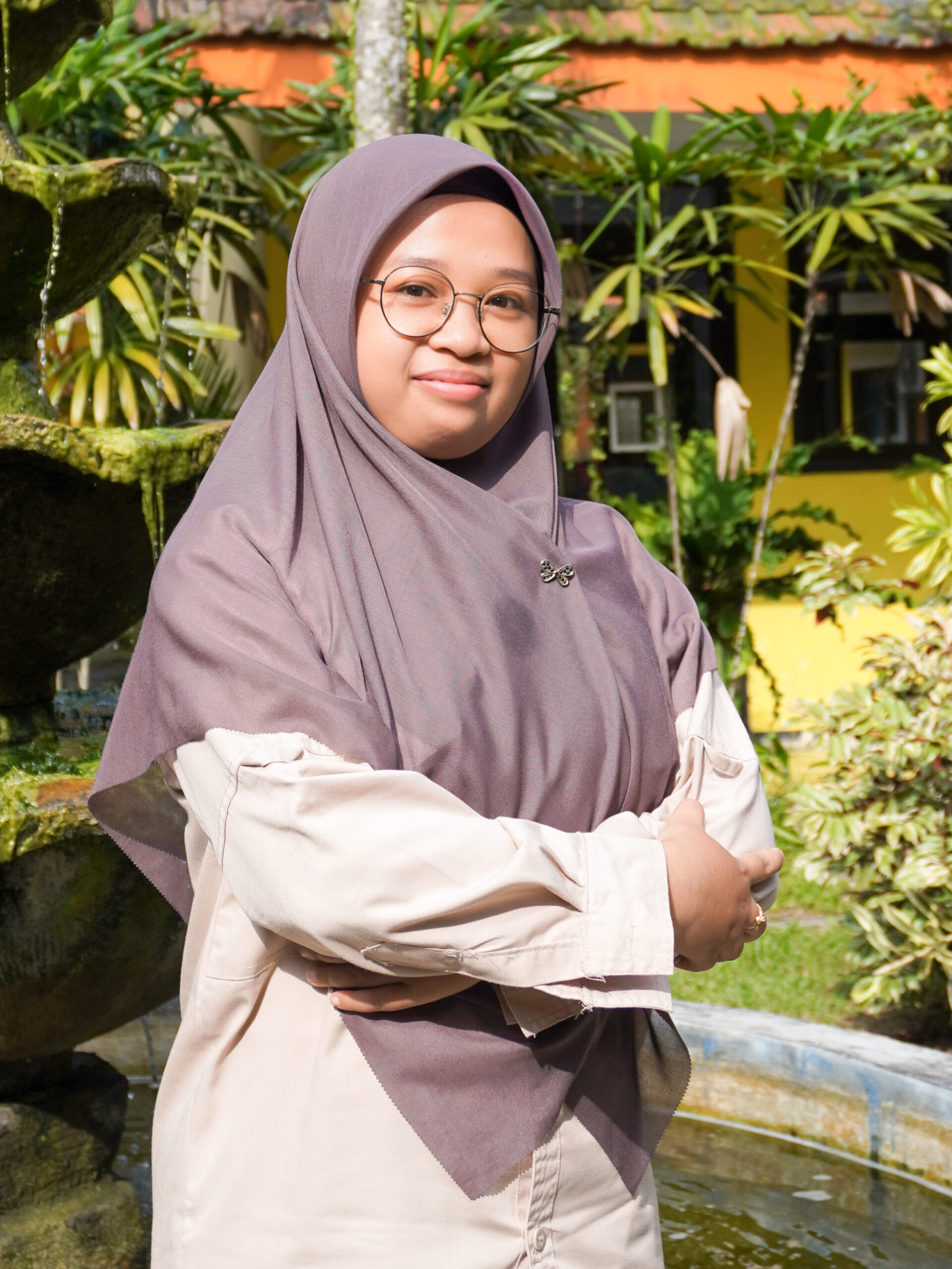 MAYA AZMI SUNDARI – SMA Negeri 3 Jember